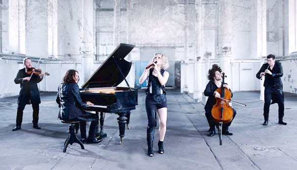 Arnstorfer Schlosskonzert mit dem Ensemble Spark: Vorverkauf im ...